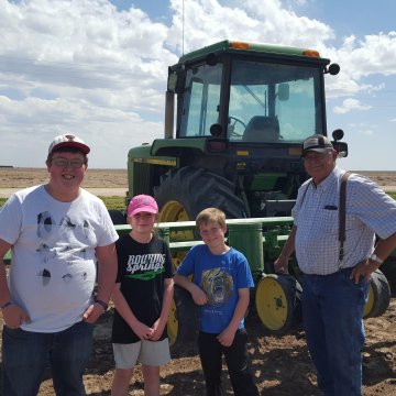 6 Common Traits of a Successful Rural Community | Successful Farming